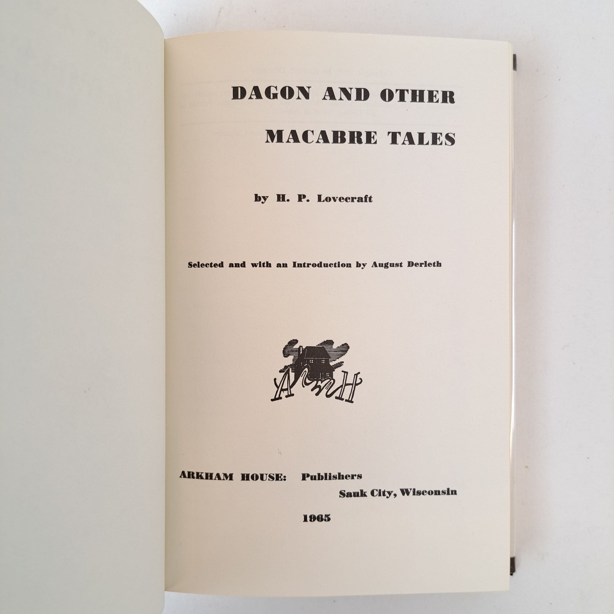 DAGON & OTHER MACABRE TALES by Lovecraft, H. P. [Author]; Derleth ...