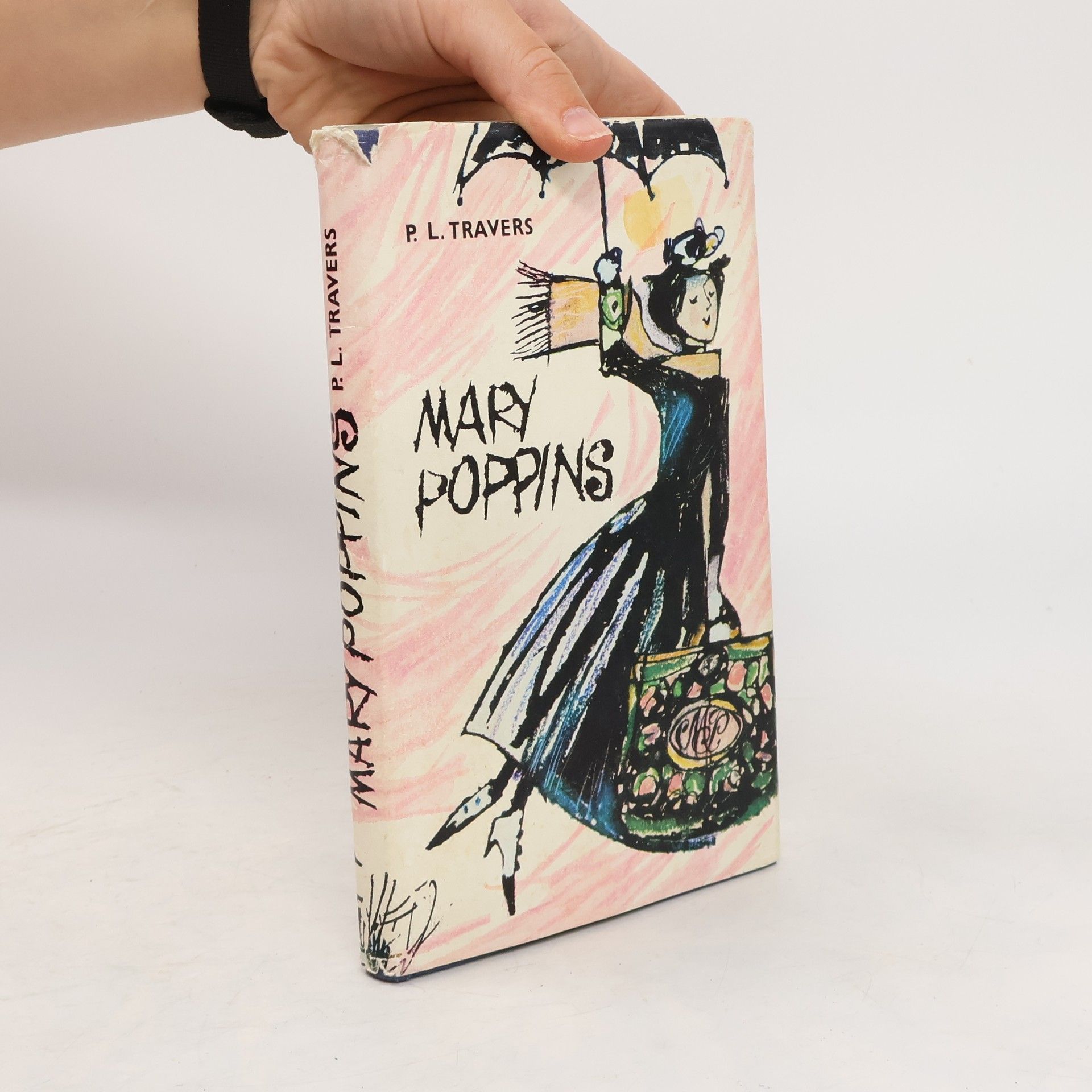 Mary Poppins by P. L. Travers: Poor Hardcover (1943) | Bookbot