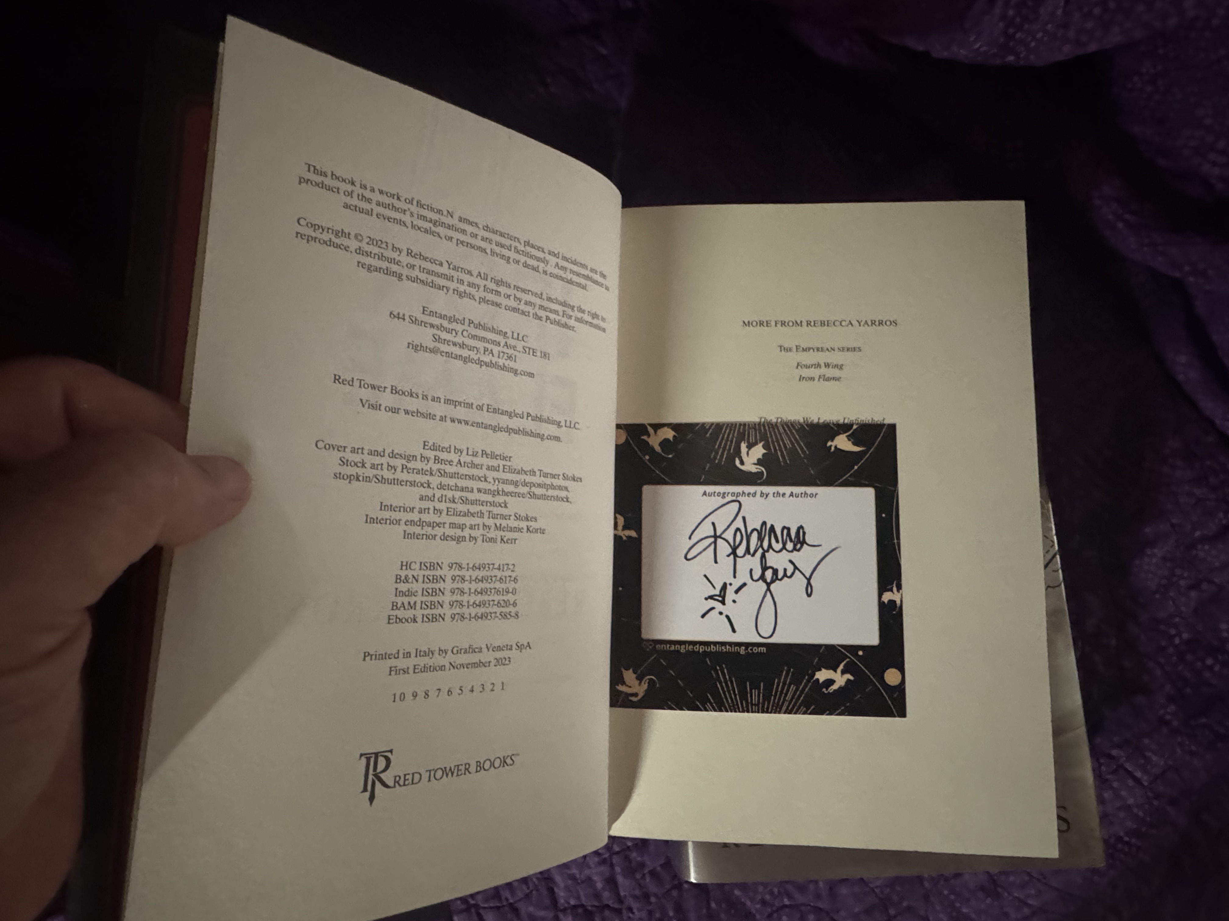 Fourth Wing by Yarros, Rebecca: New Hardcover (2023) 1st Edition ...