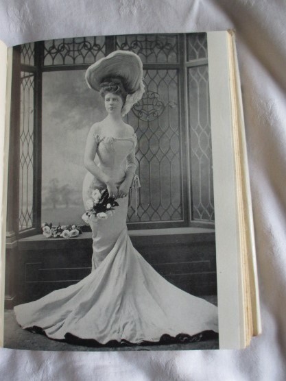 Edwardian Promenade. An anthology by Laver, James: Very Good Hardcover ...