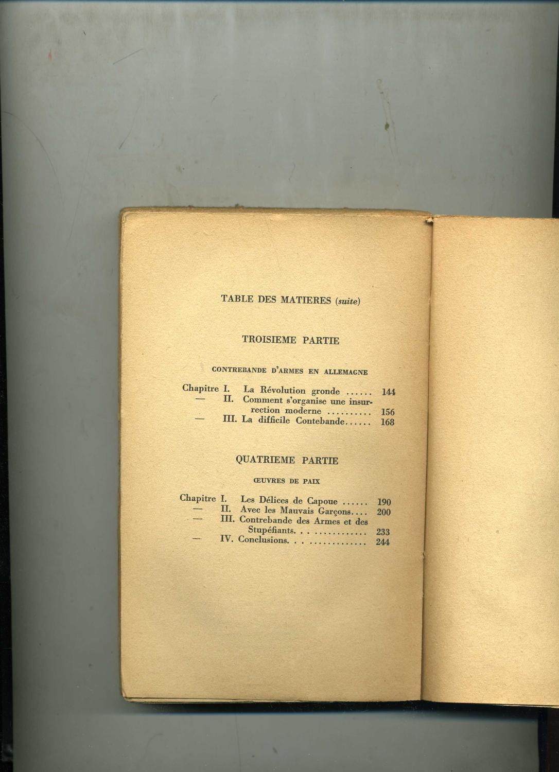 AU SERVICE DES MARCHANDS D'ARMES. par DESGRANGES (Pierre): Bon ...