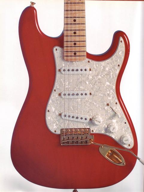 The Story of the Fender Stratocaster: "Curves, Contours and Body Horns ...