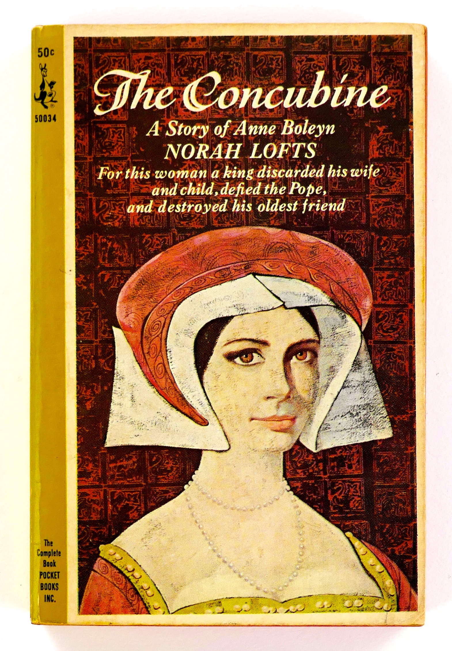The Concubine: A Story of Anne Boleyn by Lofts, Norah: Near Fine Mass Market Paperback (1964 ...