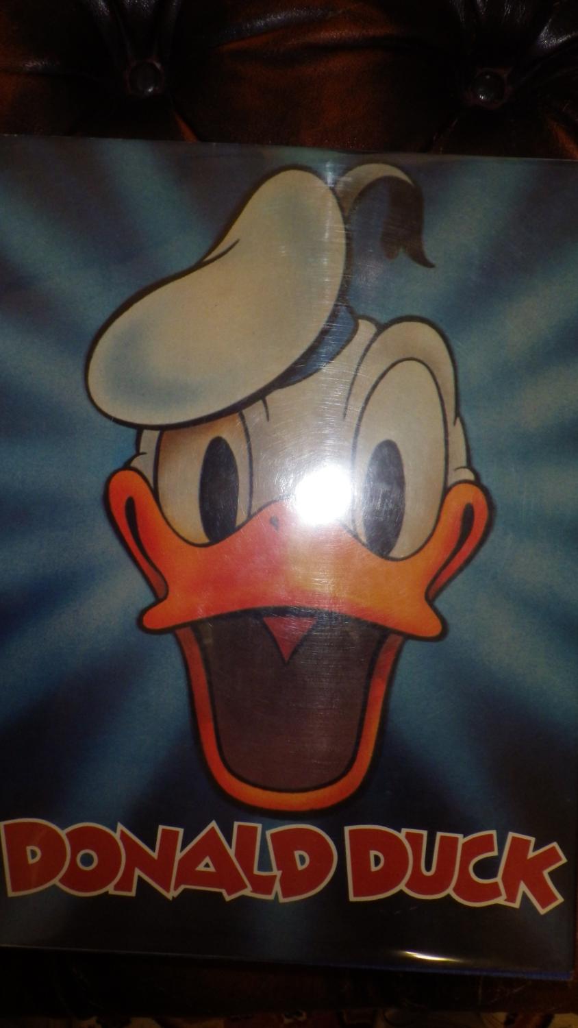 Donald Duck (Complete authorized biography ) par Marcia Blitz, comics ...