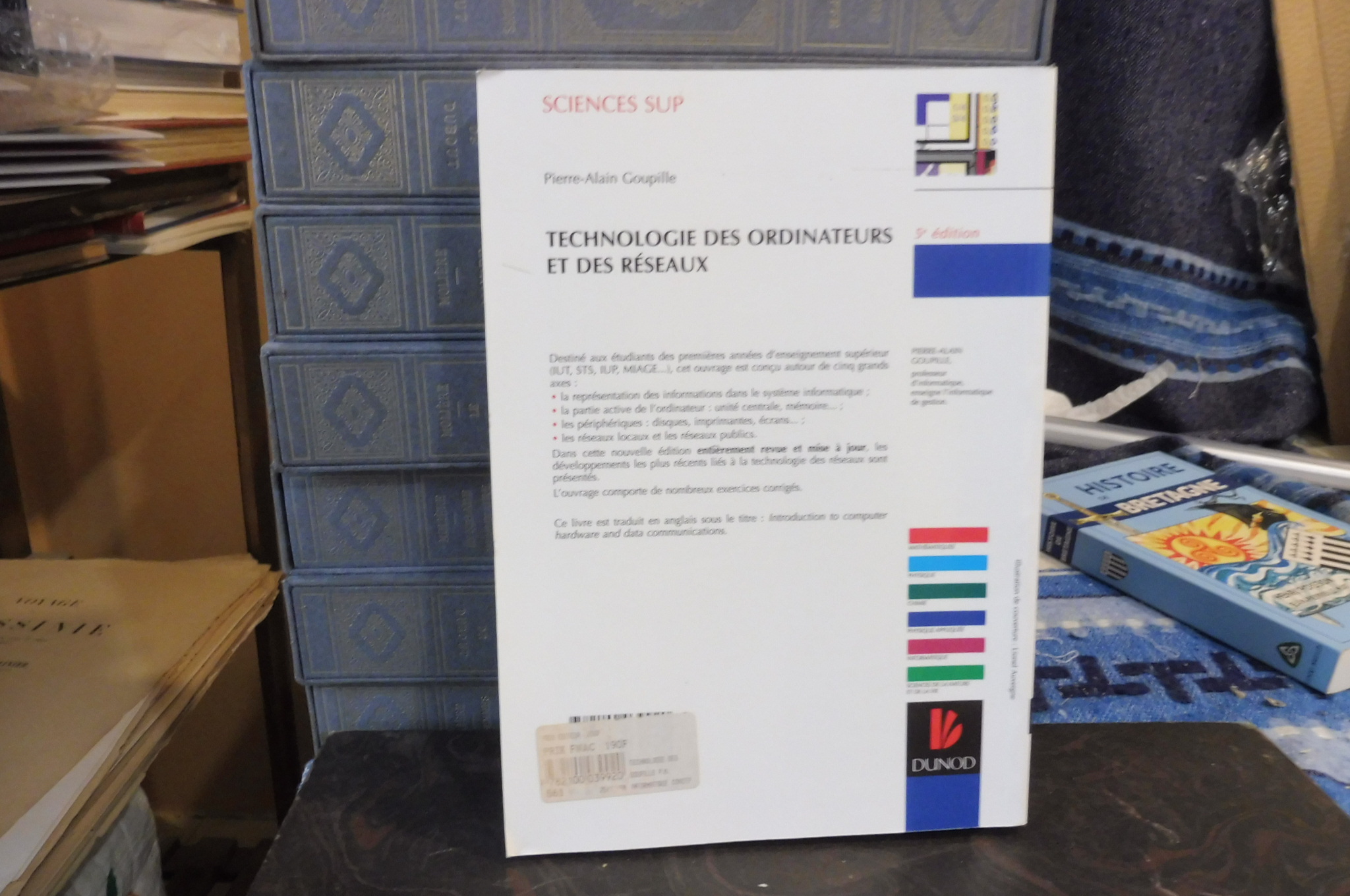 Technologie Des Ordinateurs Et Des Réseaux. Cours Et Exercices Corrigés ...