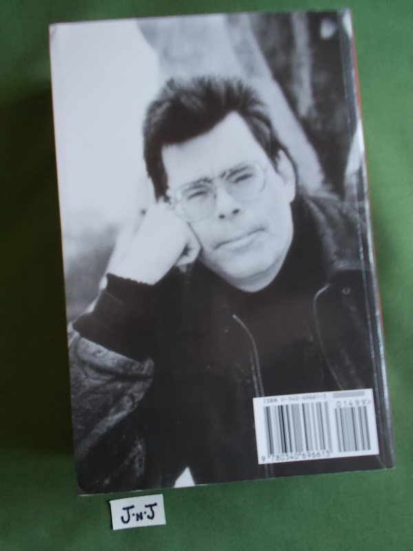 Wizard and Glass by Stephen KING: Very Good Soft cover (1997) 1st ...